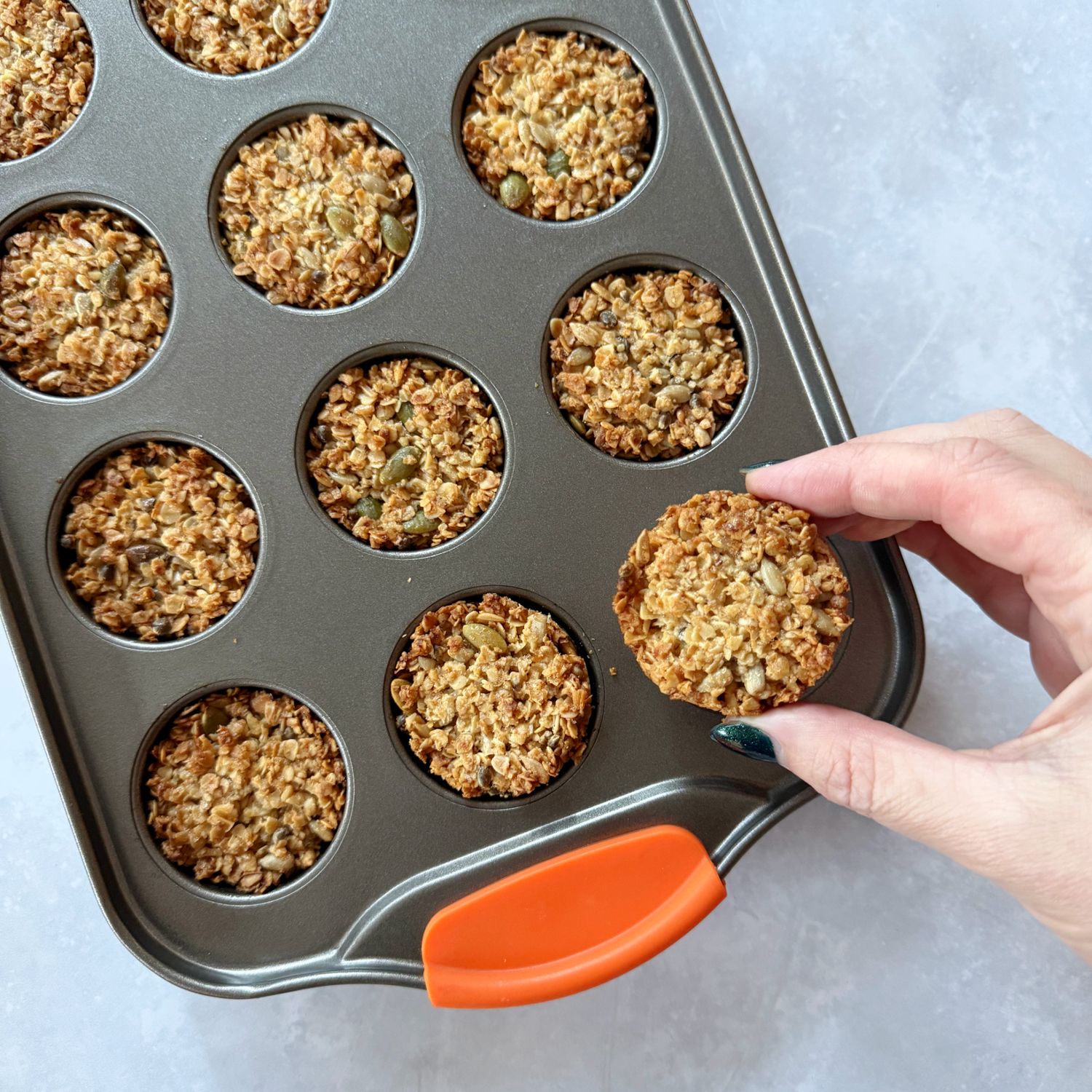 Mini Flapjack Bites – Pick Plates